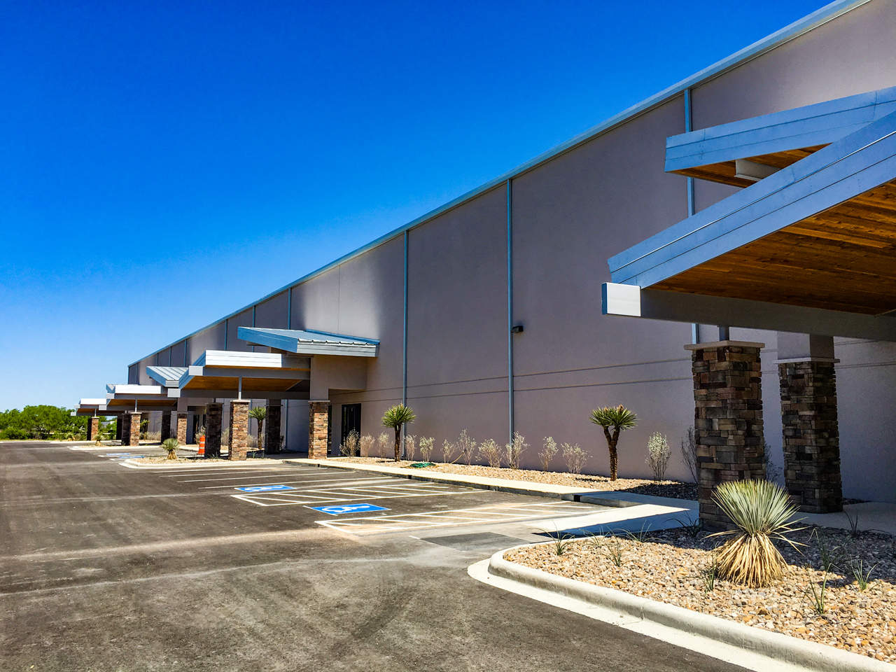 Worldwide firm to set up shop locally and create up to 200 jobs at ...