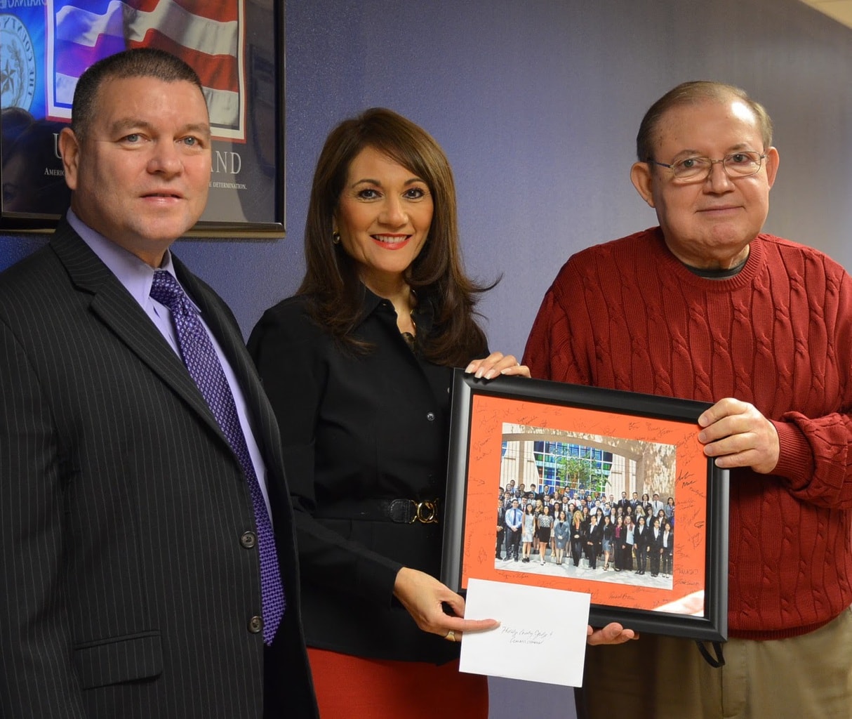 Gov. Abbott signs resolution by Rep. Canales, Sen. Hinojosa, and Sen ...
