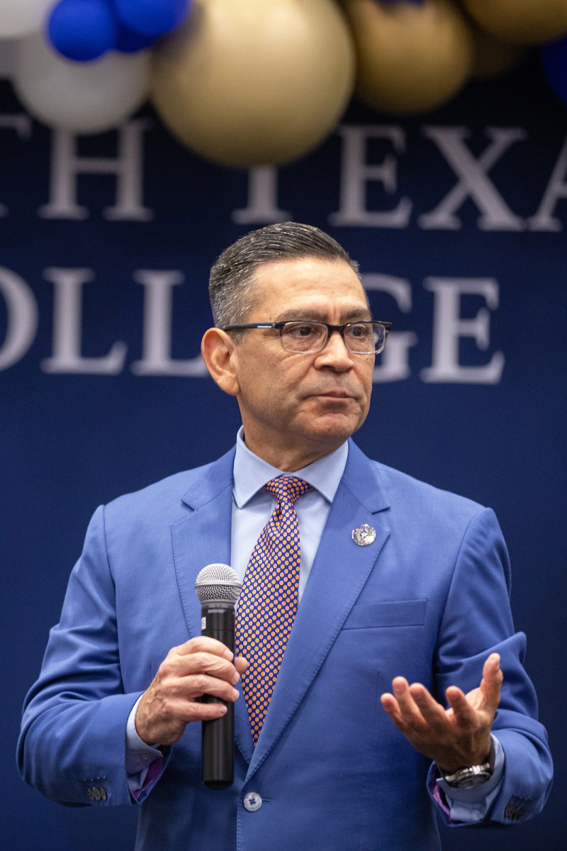 “Texas tornado” Julián Álvarez, who championed the needs of world-class ...